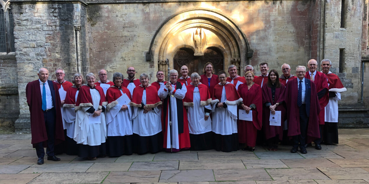 The Dean & Chapter - llandaffcathedral.org.uk